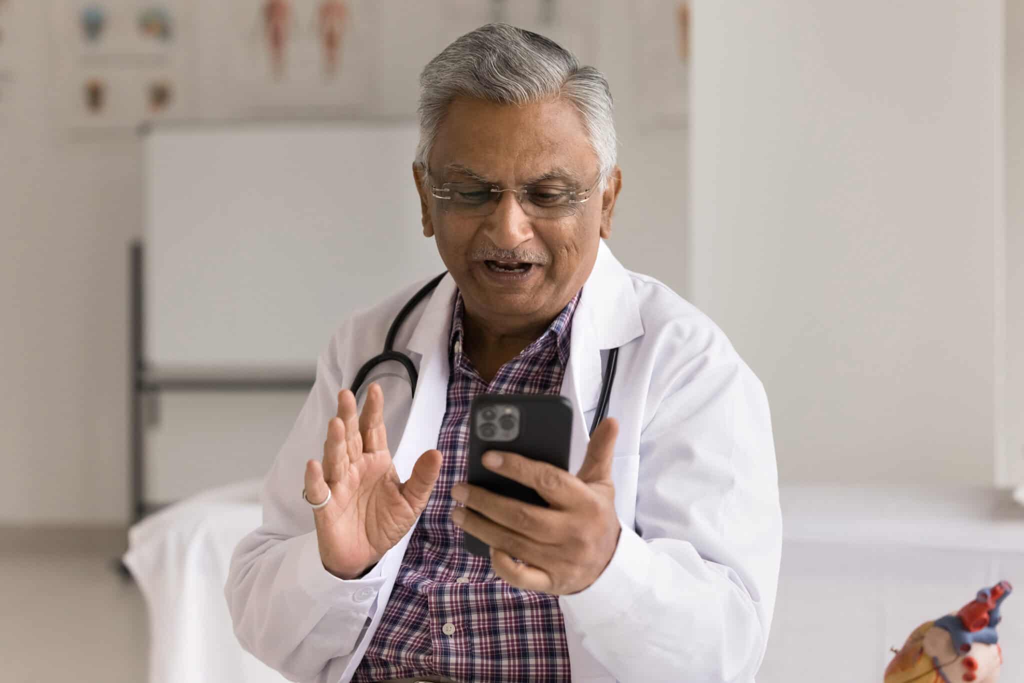 Best Practice on FHIR with mobile app for GPs on the go - Pulse+IT